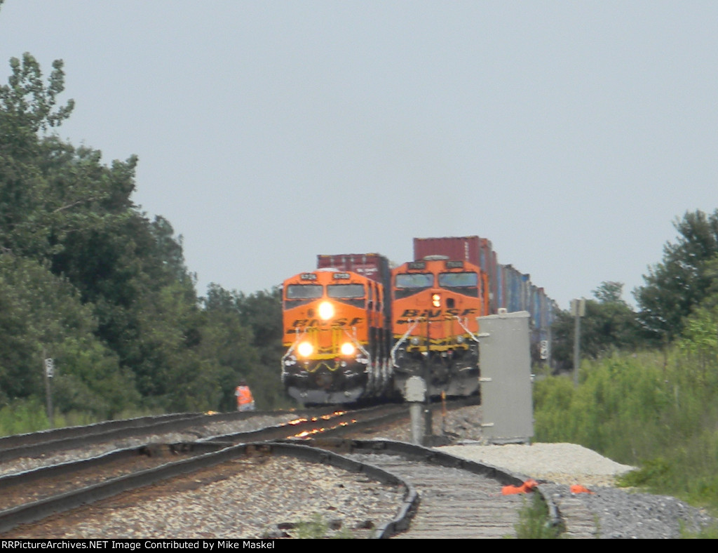 BNSF 7636